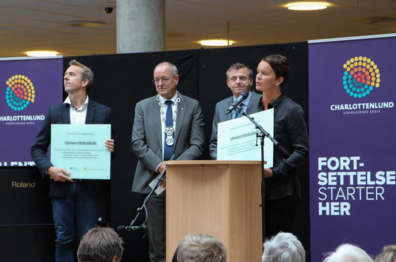 Charlottenlund videregående skole - Skoleside